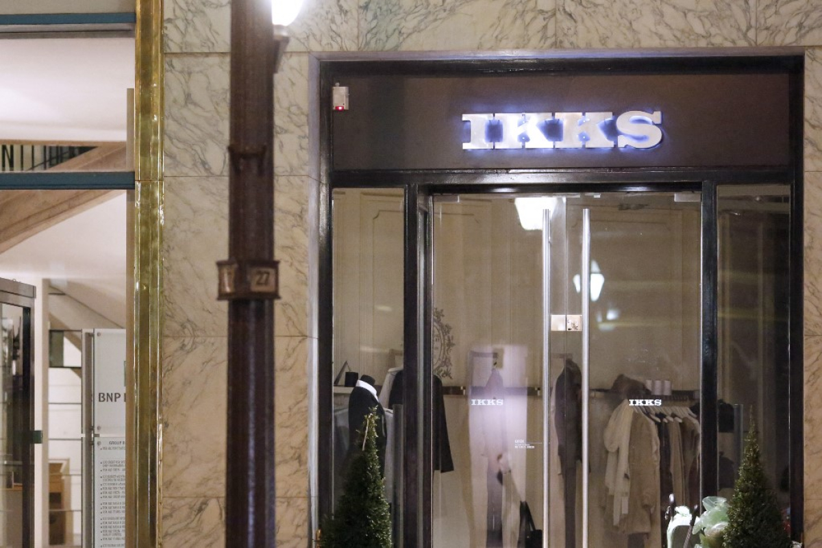 Prêt-à-porter: une dizaine de repreneurs en lice pour IKKS, en ...